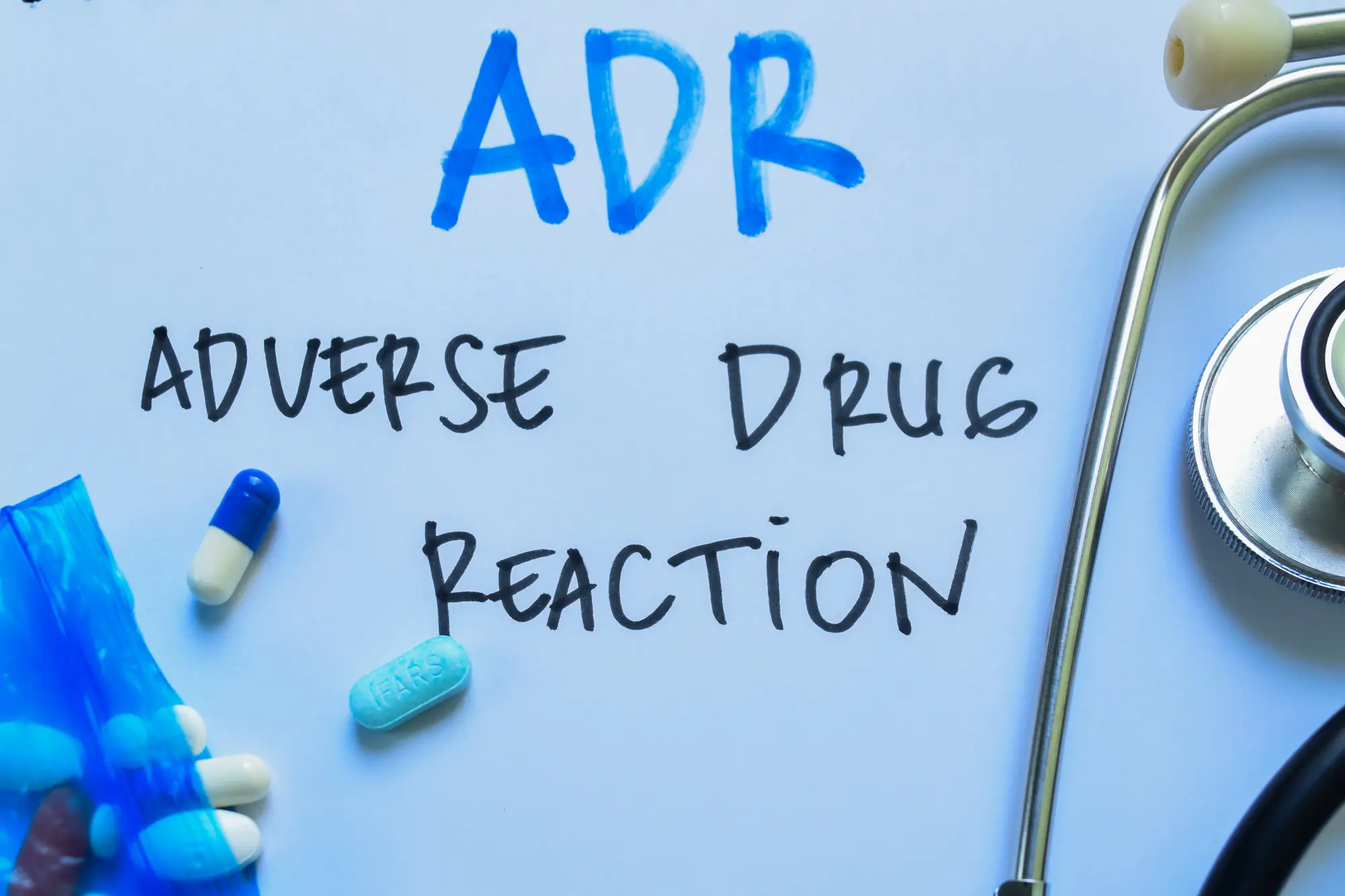 Difference Between Side Effects and Adverse Reactions of Medications ...